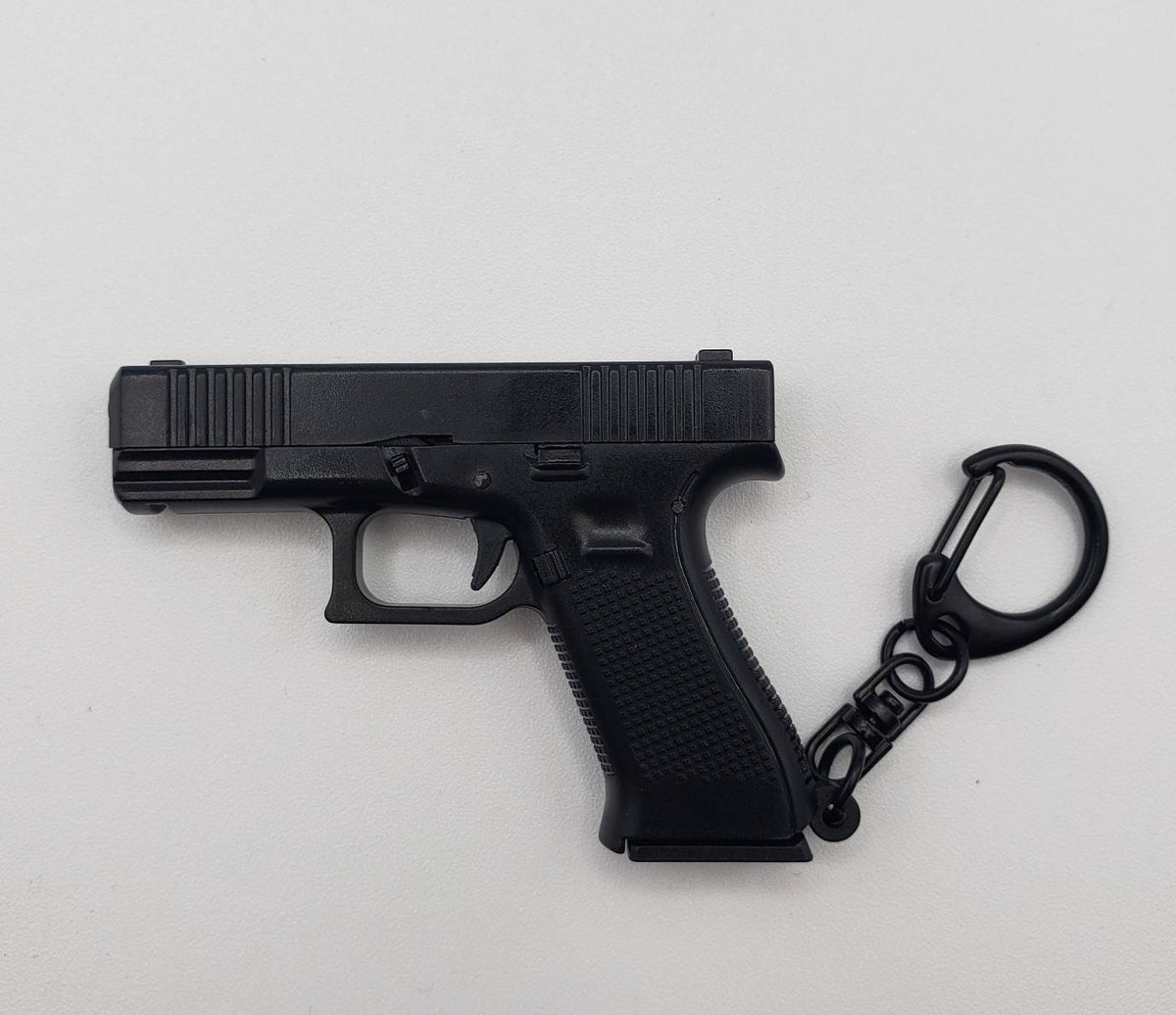 Mini Gun Keychain Toy Plastic Decoration w/ Removable Magazine Weapon ...